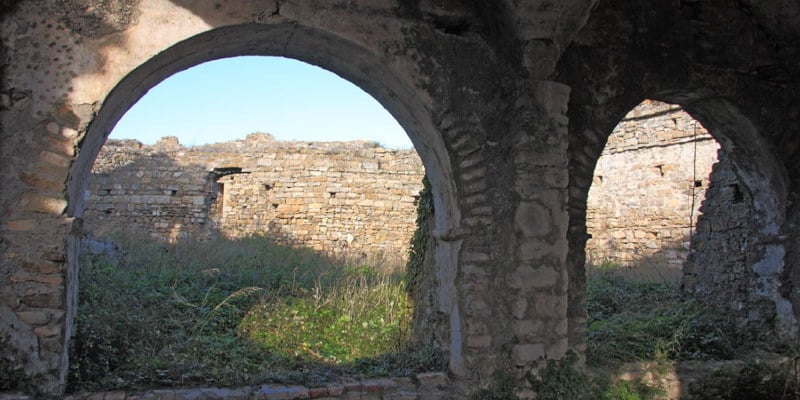 Il castello di Andora, storia e origini della fortificazione - Turismo ...